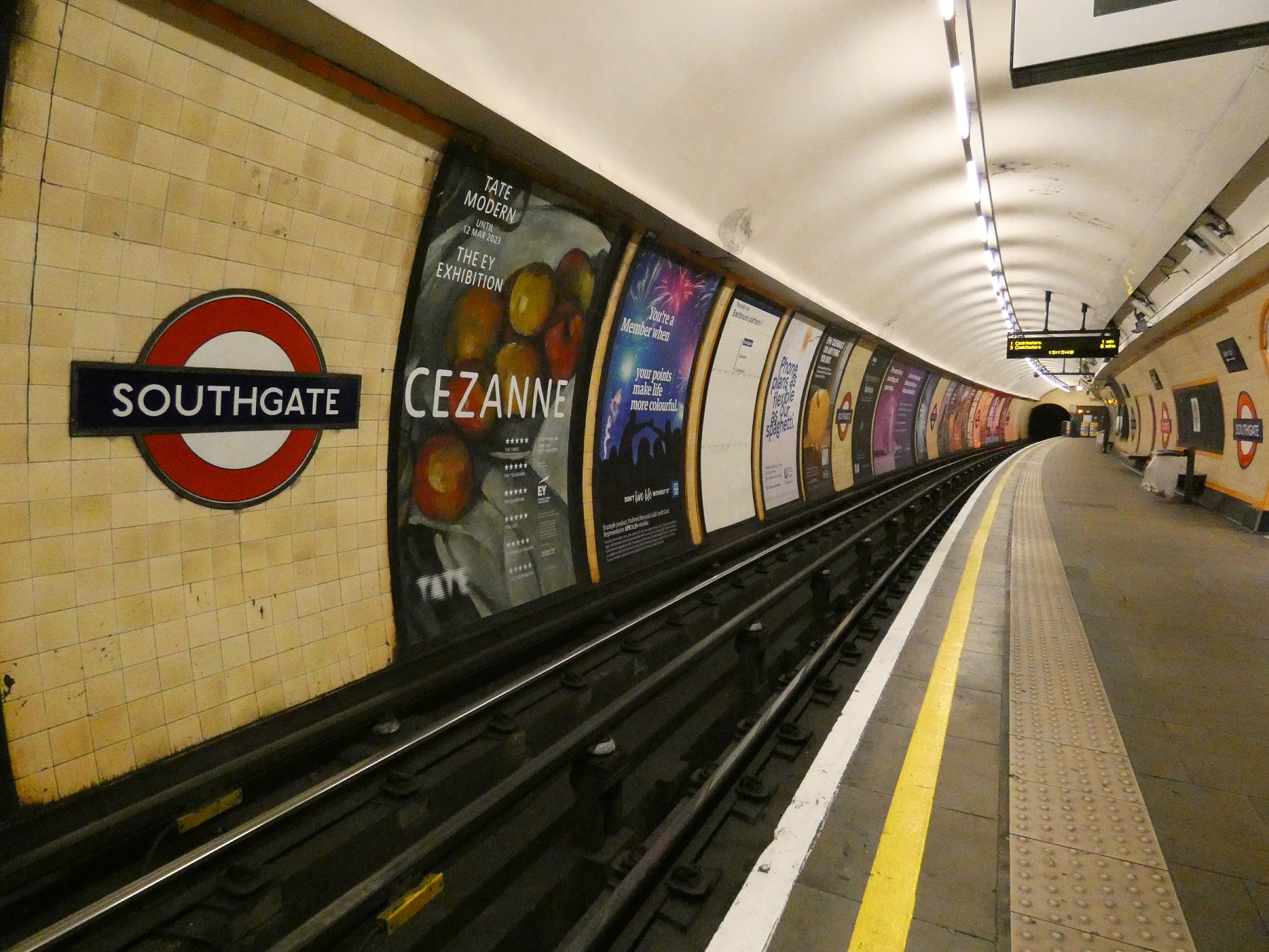 Mayor claims 'progress' in aim to run tube on 100% renewable energy by ...