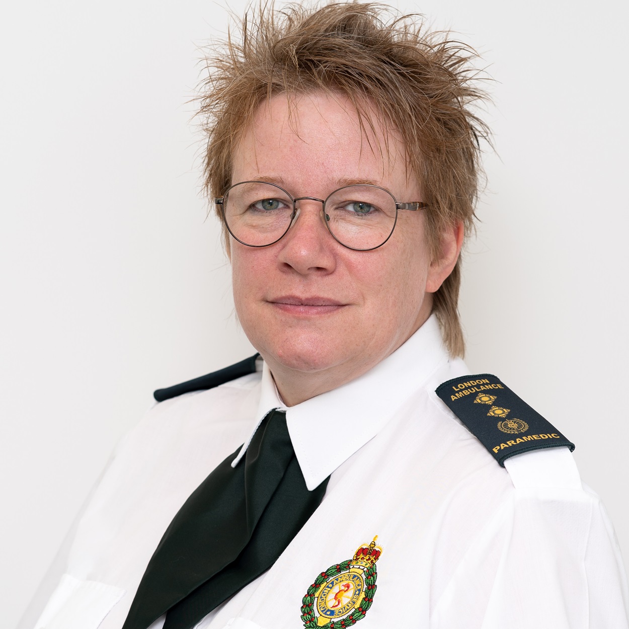London Ambulance Service hires first female chief paramedic - Enfield ...