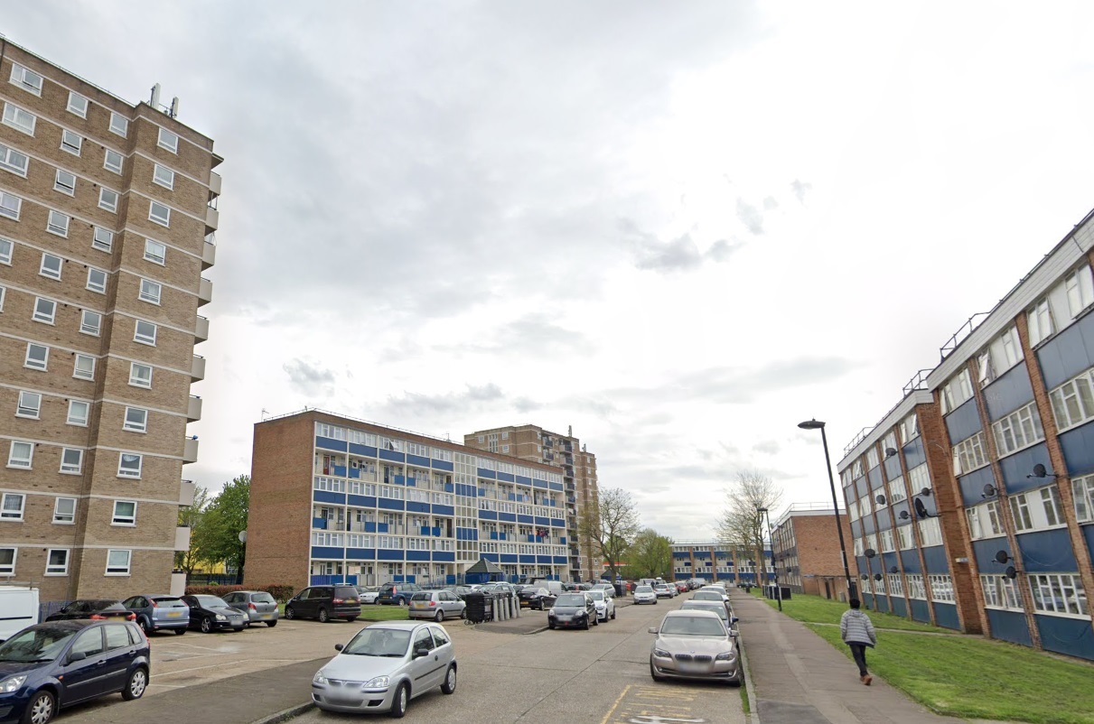 Woman stabbed to death on Bush Hill Park estate - Enfield Dispatch